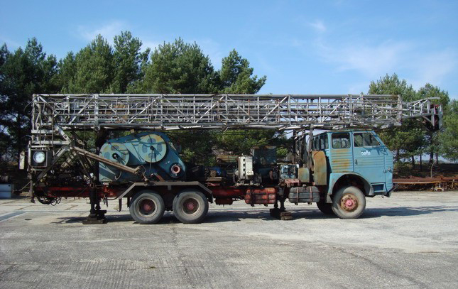 Automobile Romanesti - Roman - Autovehicule extractive